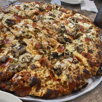 EXLINES’ BEST PIZZA IN TOWN - Updated December 2025 - 71 Photos & 62 ...