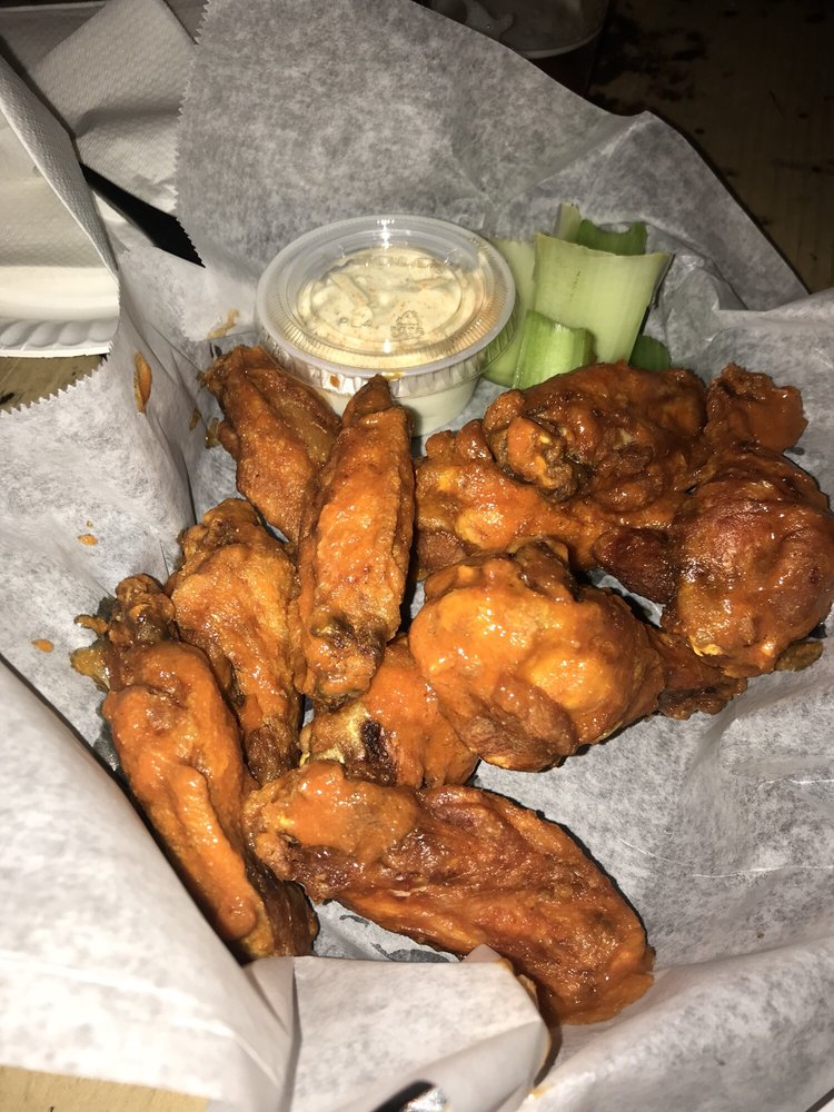 UNION TAP HOUSE - 41 Photos & 100 Reviews - Chicken Wings - 4801 Umbria ...