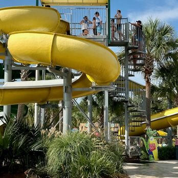 GATOR GROUNDS RV RESORT - Updated December 2025 - 16 Photos & 10 ...