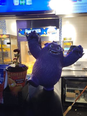 CINEPLEX CINEMA LANSDOWNE VIP - Updated December 2025 - 35 Photos & 33 ...