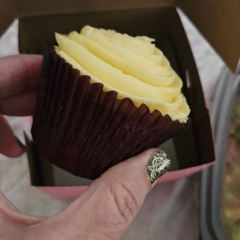 THE PINK BOX - Updated November 2025 - 112 Photos & 57 Reviews - 5860 ...