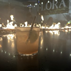 FLORA ROOFTOP BAR - 158 Photos & 105 Reviews - 2130 E Maple Ave, El ...