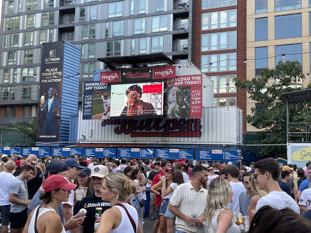 THE BULLPEN - Updated August 2024 - 139 Photos & 121 Reviews - 1201 ...