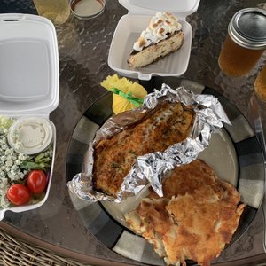 MALCUIT’S TAVERN - 22 Photos & 33 Reviews - 719 S Wooster Ave ...