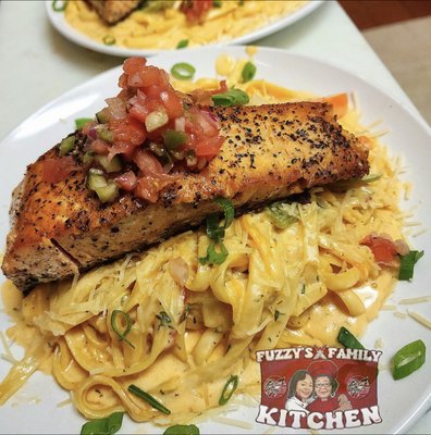 FUZZY’S FAMILY KITCHEN - Updated December 2025 - 11 Photos - 10015 W ...