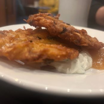 PERLY’S - Updated January 2025 - 2233 Photos & 1567 Reviews - 111 E ...