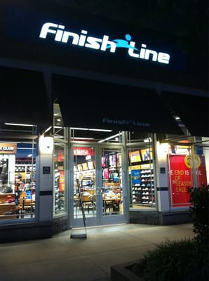 FINISH LINE STORE #694 - Updated January 2025 - 4650 Merchants Park Cir ...