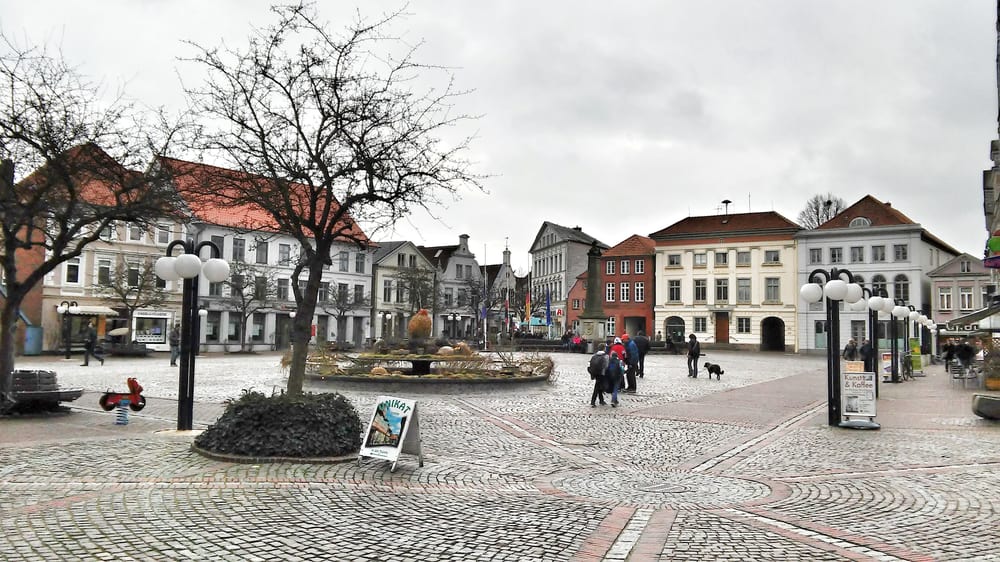 STADT EUTIN - Updated May 2025 - 43 Photos - Eutin, Schleswig-Holstein ...