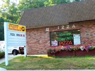 YAPHANK COMMUNITY PIZZA - Updated August 2025 - 21 Reviews - Yaphank ...