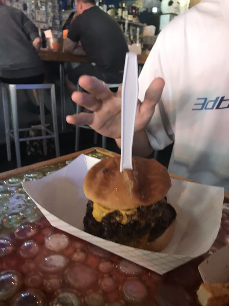 LOOSE CHANGE - 38 Photos & 52 Reviews - Sports Bars - 349 College Ave ...