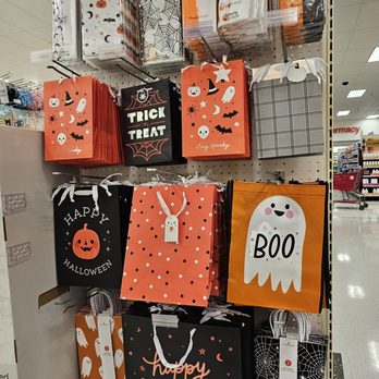 TARGET - Updated August 2025 - 89 Photos & 78 Reviews - 9009 SW Hall ...