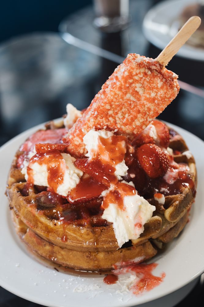 DINER 24 - Updated July 2024 - 262 Photos & 65 Reviews - 283 3rd Ave ...