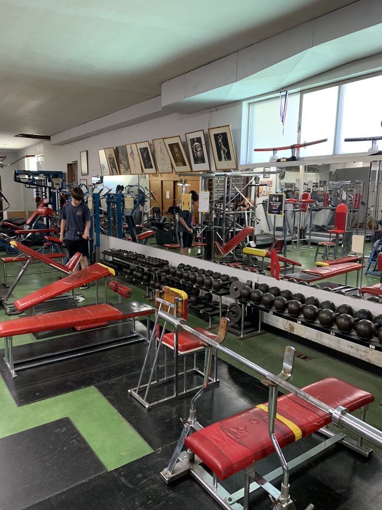 LOPRINZI’S GYM - 23 Photos & 38 Reviews - 2414 SE 41st Ave, Portland ...