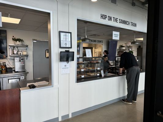 UNION STATION DELI AND CATERING - Updated October 2025 - 14 Photos & 12 ...