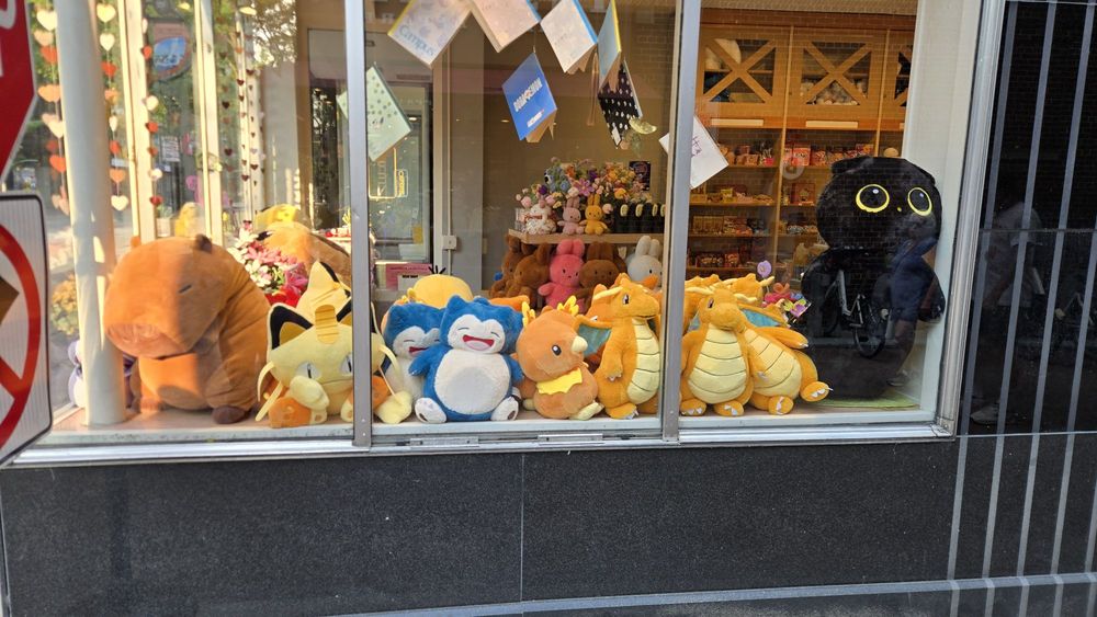 MOCHI - Updated December 2025 - 11 Photos - 631 State St, Madison ...