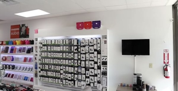 MR PHONE FIX - Updated October 2024 - 18 Photos & 14 Reviews - 7340 San ...