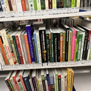 EDMOND LIBRARY - Updated July 2025 - 23 Photos & 20 Reviews - 10 S Blvd ...