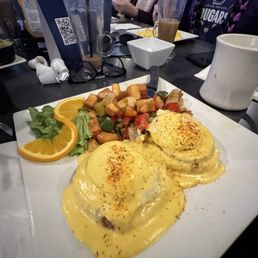 FLOWING TIDE PUB 10 - Updated October 2025 - 99 Photos & 77 Reviews ...