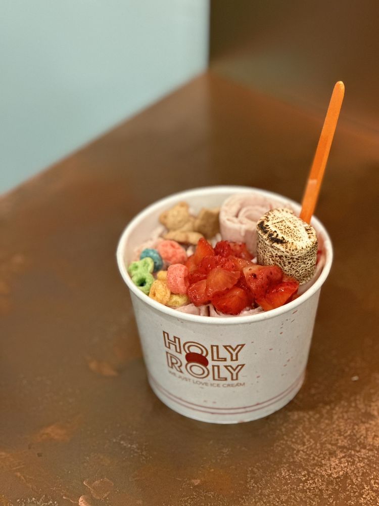 HOLY ROLY ICE CREAM - Updated June 2026 - 760 Photos & 401 Reviews ...