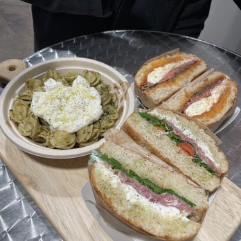 BURRATA HOUSE - Updated January 2025 - 1054 Photos & 653 Reviews - 3272 ...