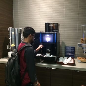 PORTER AIRPORT LOUNGE - Updated January 2026 - 54 Photos & 56 Reviews ...