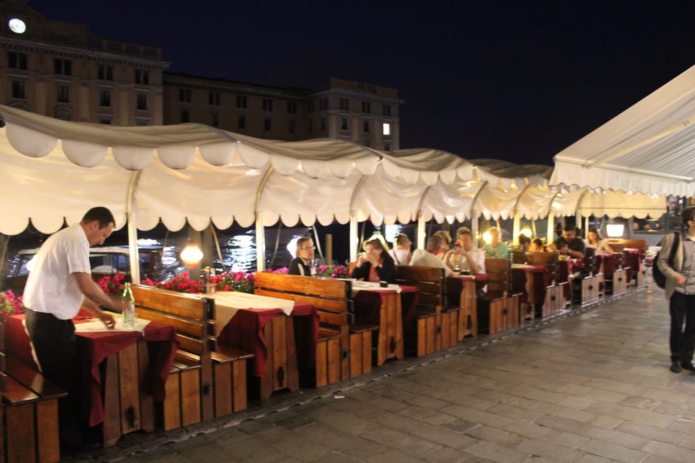 BAR: MIRABAR - 17 Photos - Sestiere S. Croce, 555/A, Venezia, Italy - Yelp