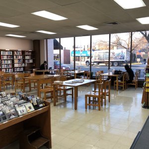 QUEENS PUBLIC LIBRARY - GLEN OAKS - Updated December 2025 - 19 Reviews ...