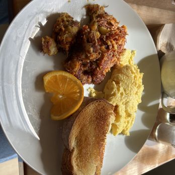 SCAPES CAFE - Updated January 2026 - 31 Photos & 18 Reviews - 366 Pond ...