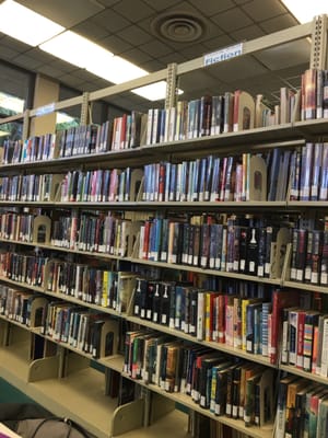 MADERA COUNTY MAIN LIBRARY - Updated December 2025 - 26 Photos - 121 N ...