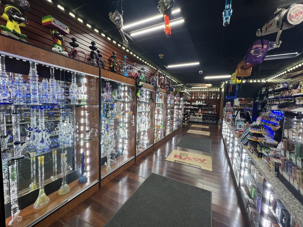 DRIP DROP SMOKES VAPE & TOBACCO - Updated December 2025 - 17 W 416 W ...