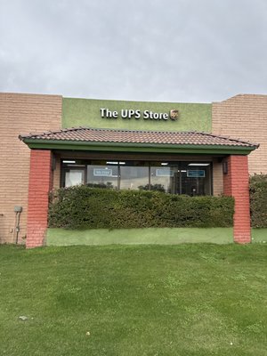 THE UPS STORE - Updated December 2025 - 38 Photos & 125 Reviews - 24 W ...