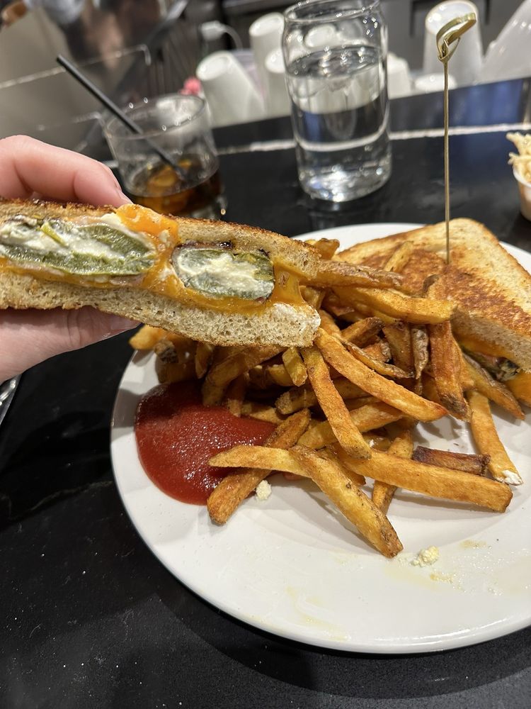 BLOCKHOUSE PUB - Updated October 2024 - 87 Huron Street, Sault Ste ...