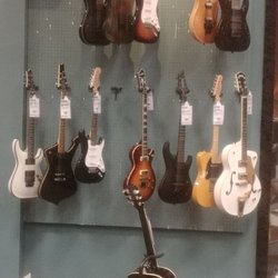 GUITAR CENTER - 40 Photos & 83 Reviews - 7325 San Pedro Ave, San ...