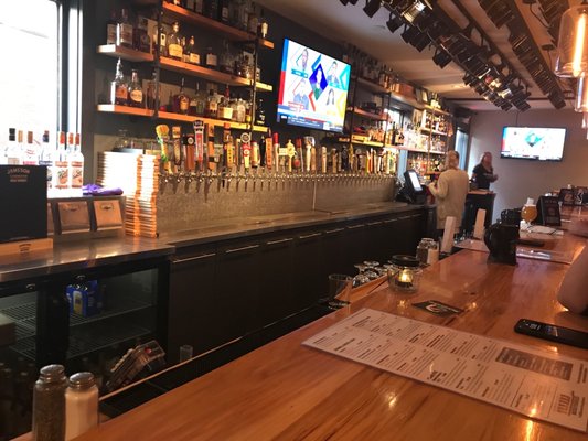 REVOLUTION TAPROOM & GRILL - 201 Photos & 306 Reviews - 61 N Main St ...