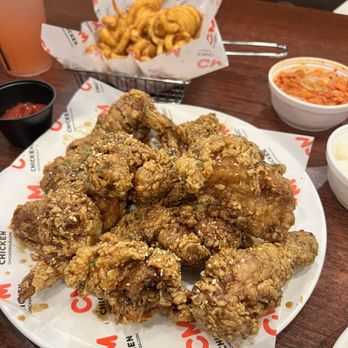 CM CHICKEN - KOREAN FRIED CHICKEN - Updated December 2024 - 202 Photos ...