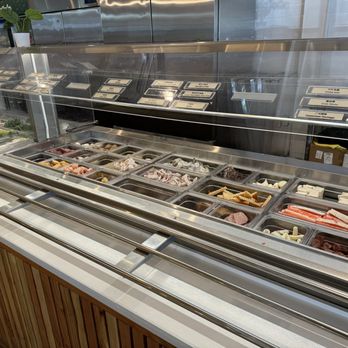 MALA TOWN - Updated July 2024 - 653 Photos & 417 Reviews - 1737 Decoto ...