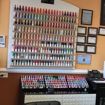 NAIL TECH 8 - Updated April 2025 - 462 Photos & 115 Reviews - 7323 W ...