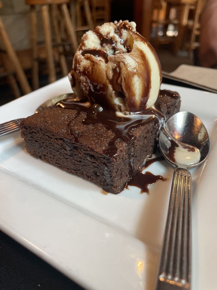 CROOKED TREE TAVERN & GRILL - Updated August 2025 - 15 Photos & 14 ...