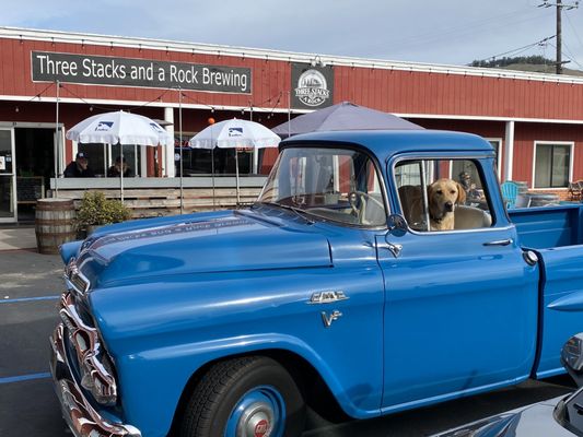 THREE STACKS AND A ROCK BREWING - 233 Photos & 153 Reviews - 595 ...