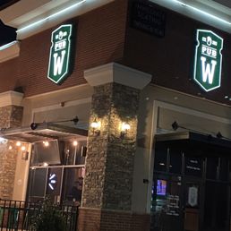 PUB W - Updated December 2025 - 257 Photos & 265 Reviews - 10740 South ...