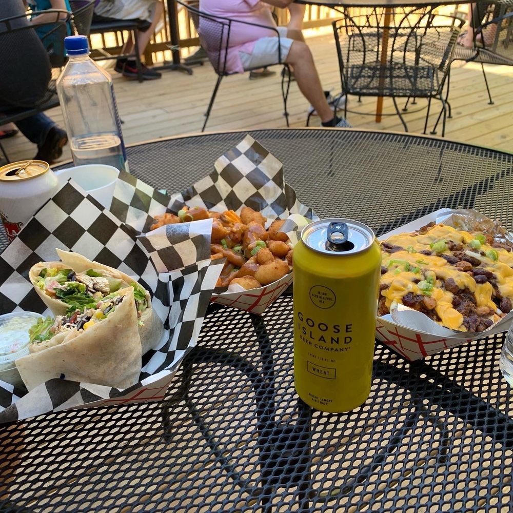 HOMETOWN SPORTS BAR & GRILL - Updated June 2024 - 14 Photos & 44 ...