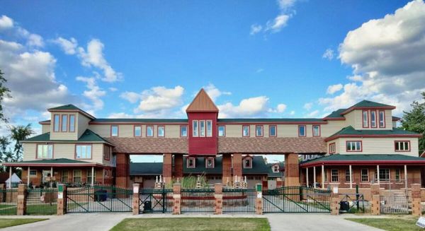 UNIQUE CONSTRUCTION COMPANY - Updated July 2025 - 17 Photos - 4234 ...