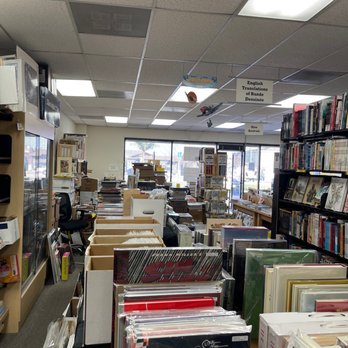 STUART NG BOOKS - Updated December 2025 - 171 Photos & 43 Reviews ...