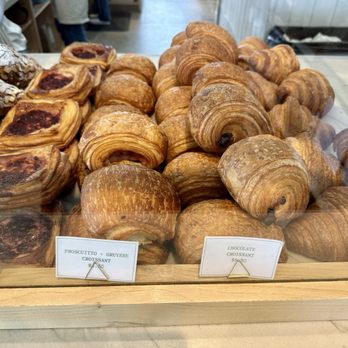 PERENN - RANCHARRAH - Updated April 2025 - 1605 Photos & 646 Reviews ...