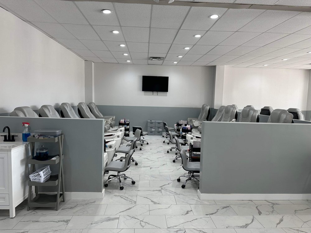 VENUS NAIL BAR - Updated April 2025 - 22 Photos - 4011 Capital Blvd ...