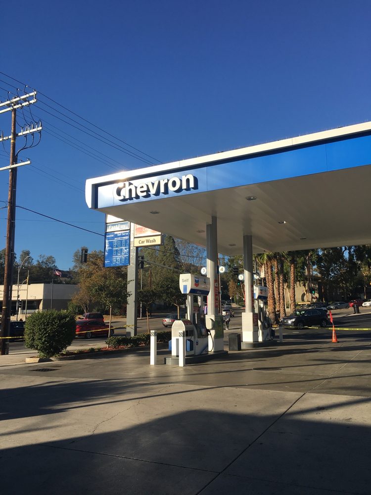 Gas Stations: CHEVRON - Updated October 2024 - 19 Photos & 54 Reviews ...