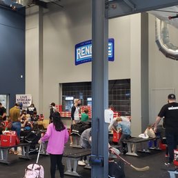 RENO ICE COMMUNITY ICE ARENA - Updated September 2025 - 79 Photos & 33 ...