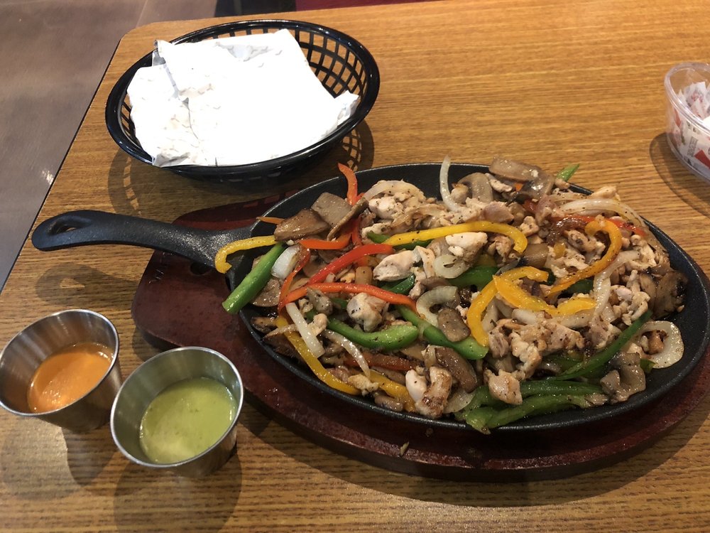 LOS GYROS - 34 Photos & 10 Reviews - 816 Shepard Avenue W, Toronto, ON ...