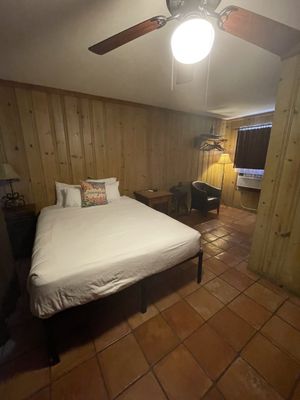 THE MAVERICK INN - Updated February 2025 - 67 Photos & 77 Reviews ...