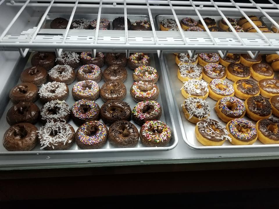 DANNY’S DONUTS - Updated November 2025 - 13 Photos & 33 Reviews - 975 ...